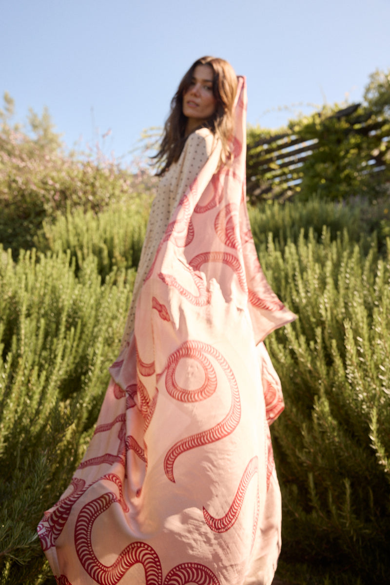 PAREO – Natalie Martin